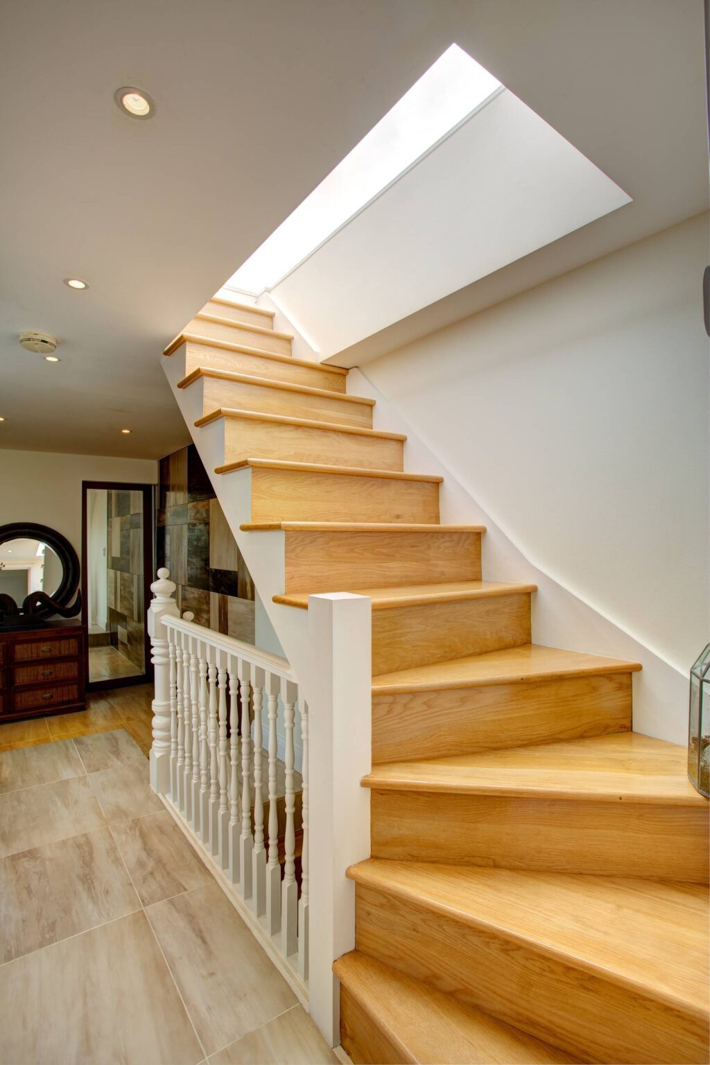StairsWorld- High-Quality Irish Stairs at Unbeatable Prices!