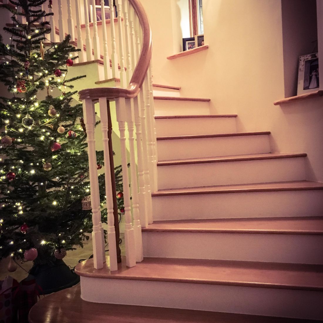 100% Irish Stairs, Modern Stairs, Curved Stairs, Glass Stairs and Much ...